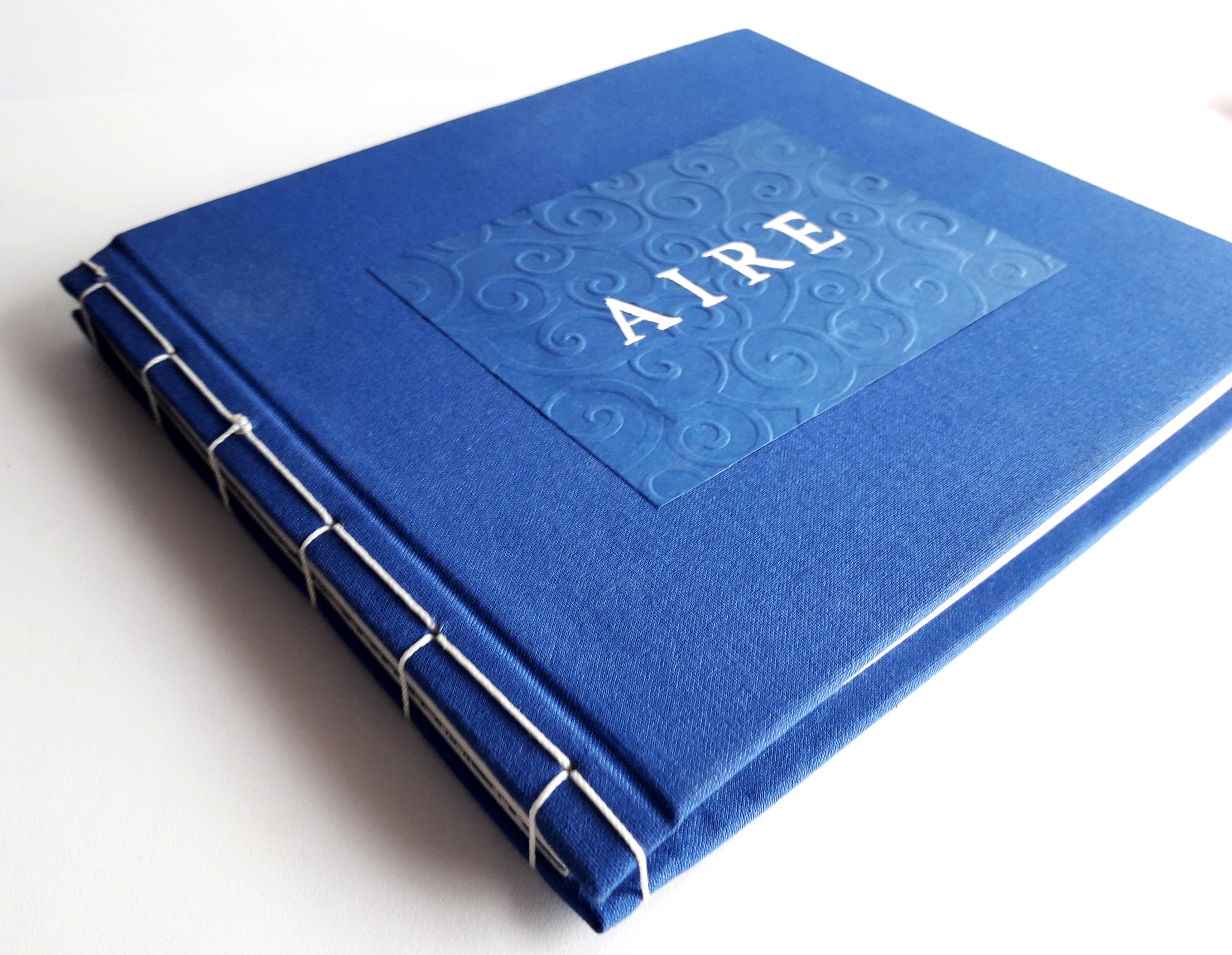 Mi Proyecto del curso: Técnicas de Encuadernación DIY - Libro "Aire ...
